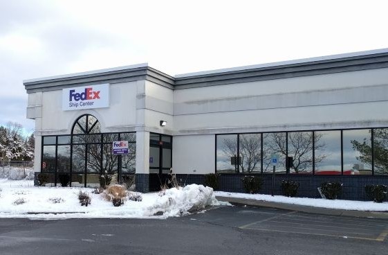 RRNNJ: FedEx signs 125,000 sq. ft. renewal at CenterPoint facility in ...